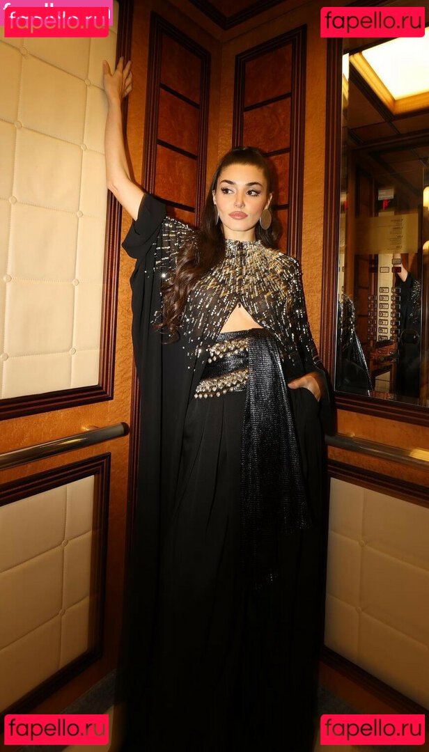 Hande Ercel / handemiyy (@?mn=hande-ercel&id=xfo) - Onlyfans Leaks ...